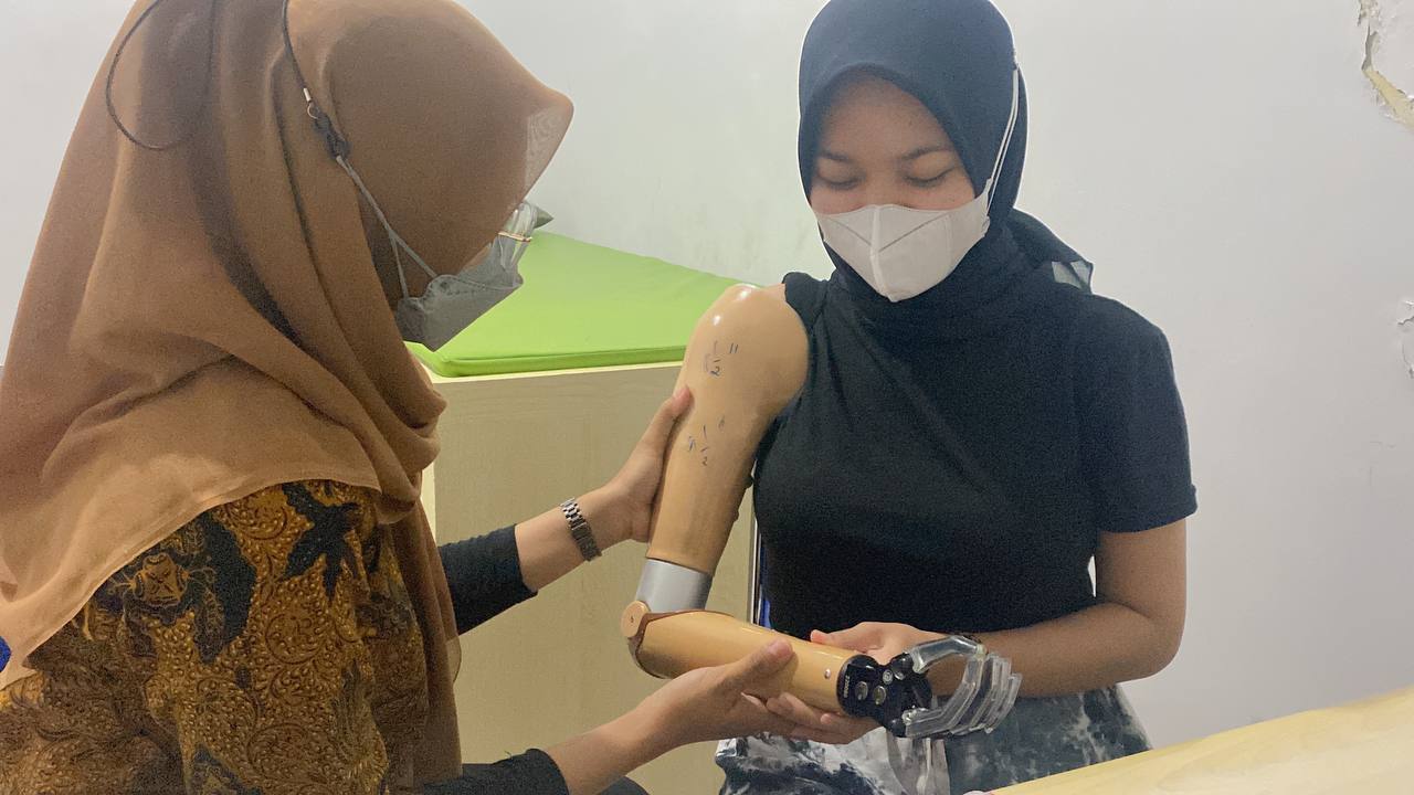 GALLERY → GALAXY MEDICAL CENTER